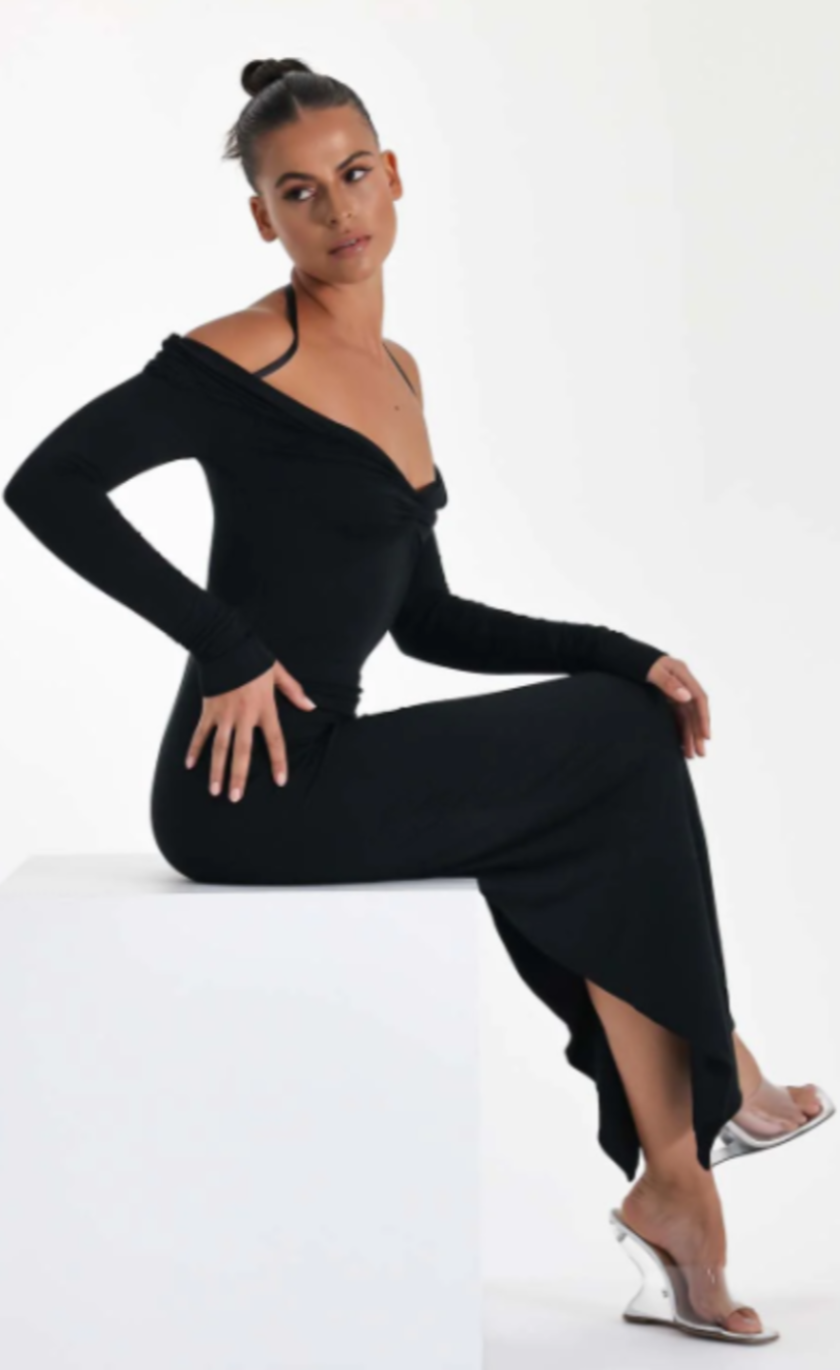 Natalie Rolt Charmaine Dress Black – Celeb Style Hire